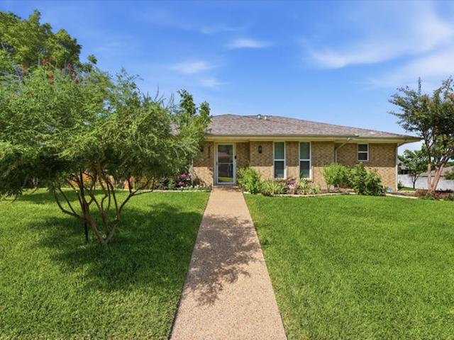 3506 Valley View Ln, Garland, TX 75043