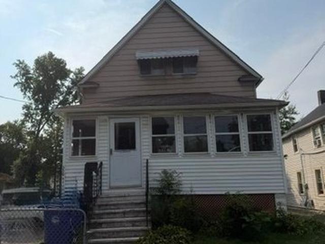3506 W 60th St, Cleveland, OH 44102