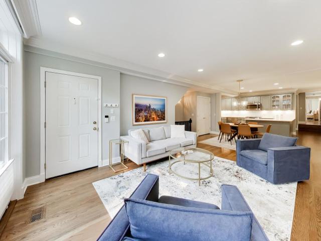 3507 N Reta Avenue # 1