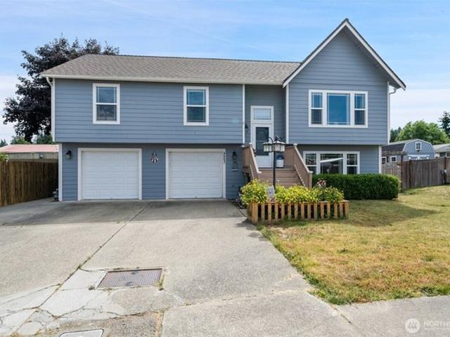 3507 Nanette Ln SE, Port Orchard, WA 98366