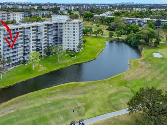 3507 Oaks Way Apt 501, Pompano Beach, FL 33069