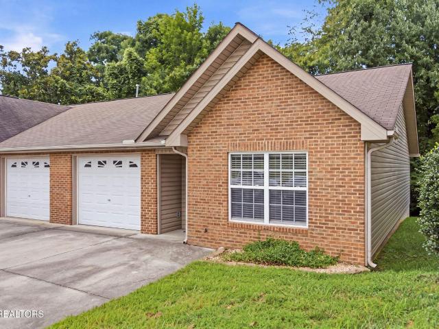 3507 Valley Stream Way