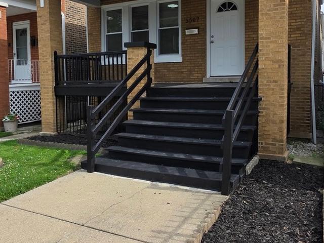 3507 W 60th Place