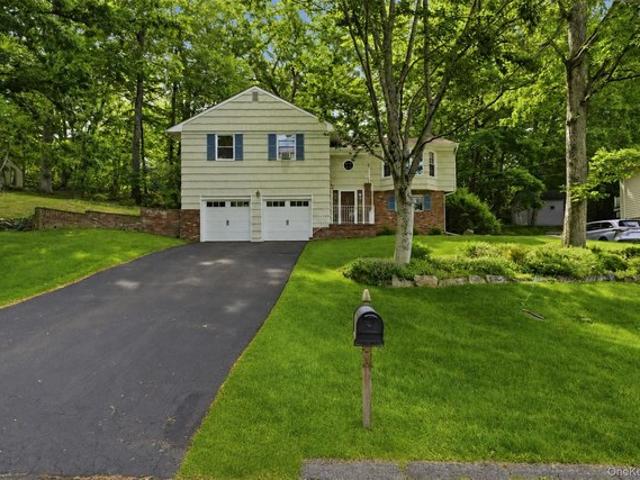 3508 Campfire Rd, Yorktown Heights, NY 10598