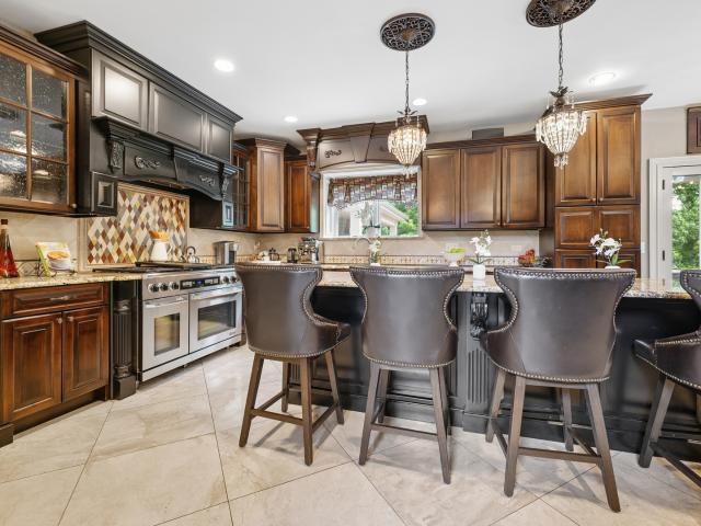 3508 Redwing Court