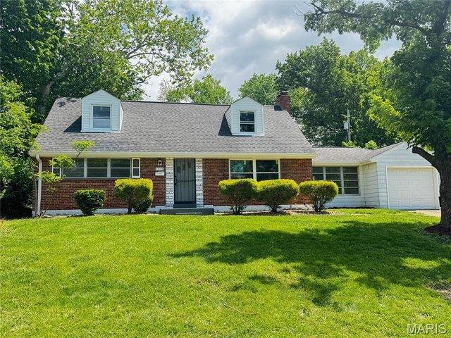 3508 Saint Henry Ln, Bel Ridge, MO 63121