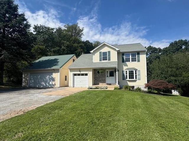 3508 Water Tank Rd, Manchester, MD 21102