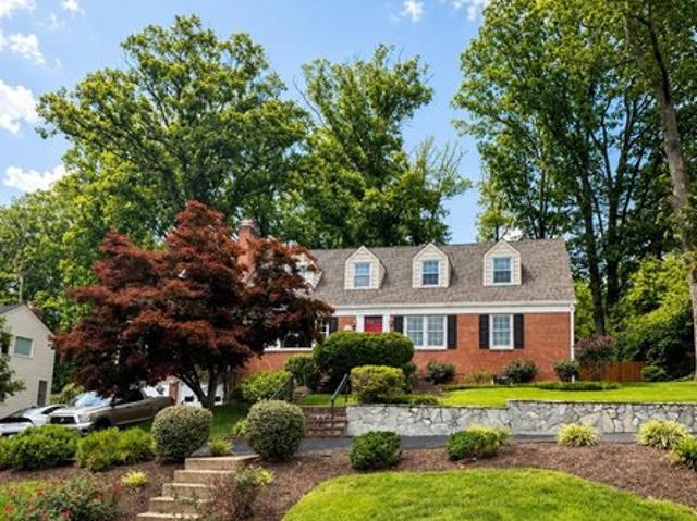 3508 Woodside Rd, Alexandria, VA 22310