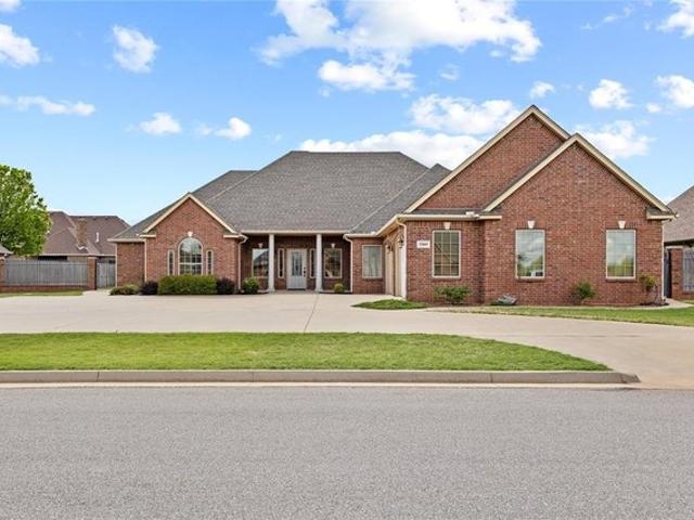 3509 Callaway, Weatherford, OK 73096