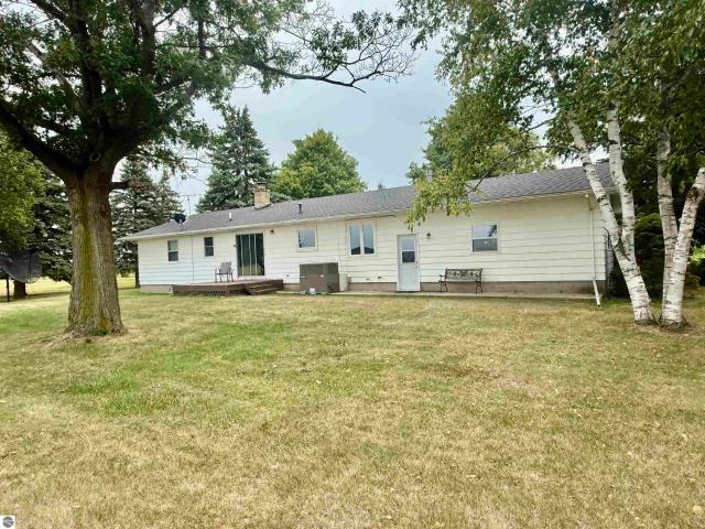 3509 E Saint Charles Road
