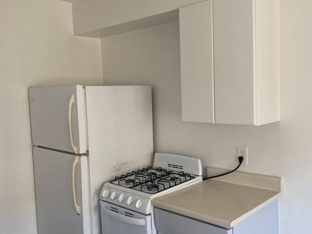 3509 Emerson Ave S. 2 Bedroom Apartment for Rent at 3509 Emerson Ave S, Minneapolis, MN 55408 CARAG