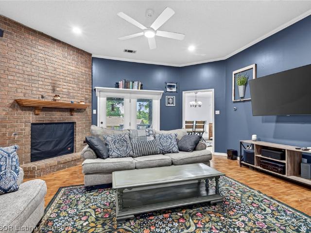 3509 Glen Flora Way