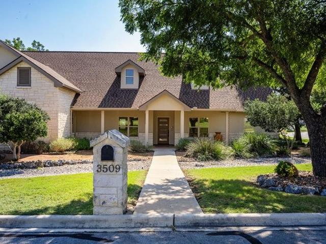 3509 LA Cumbre Dr, Kerrville, TX 78028