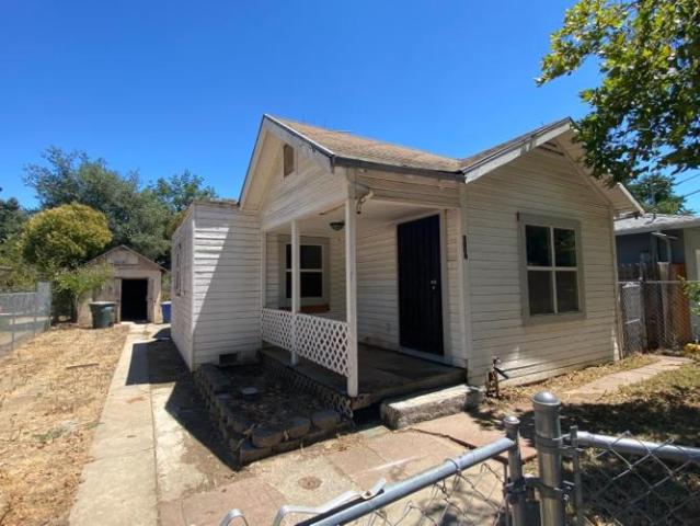 3509 38th St, Sacramento, CA 95817