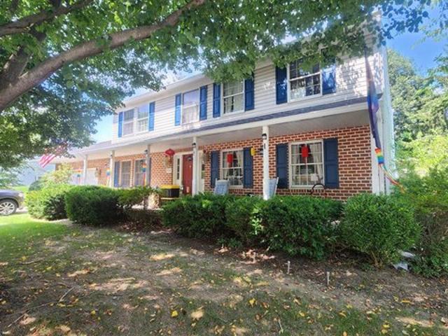 3500 Delwood Dr, Mechanicsburg, PA 17050
