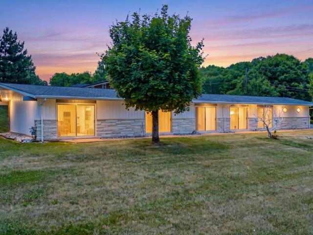 3500 Lakeshore Drive
