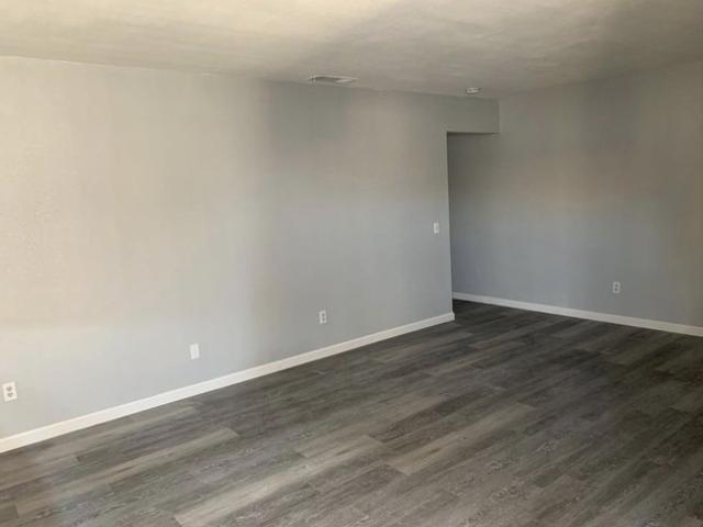 3500 Rainbow Ln, Highland, CA 92346