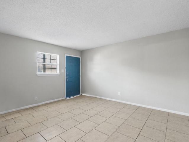 3501 Avenue M, Unit 4, Galveston, TX 77550 | MLS #53258 | Compass