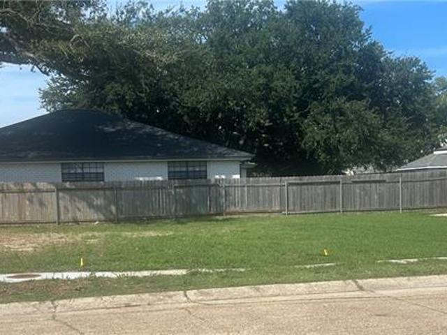 3501 Clearview Pkwy, Metairie, LA 70006 | MLS #2553