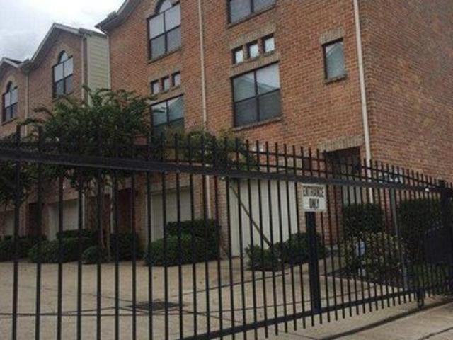 3501 Link Valley Dr Apt 901, Houston, TX 77025