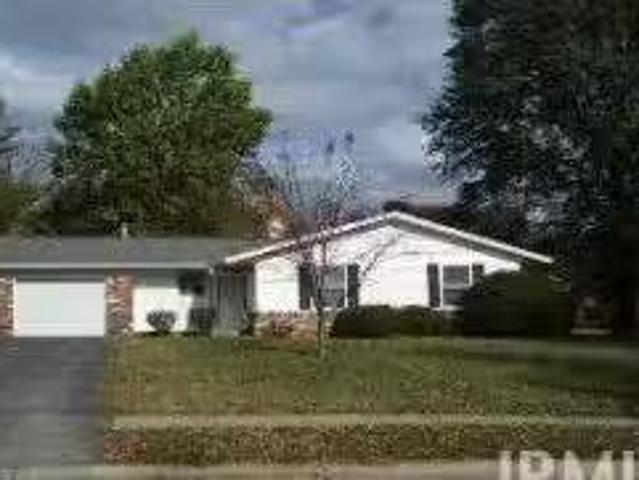 3501 S Roxbury Cir, Bloomington, IN 47401