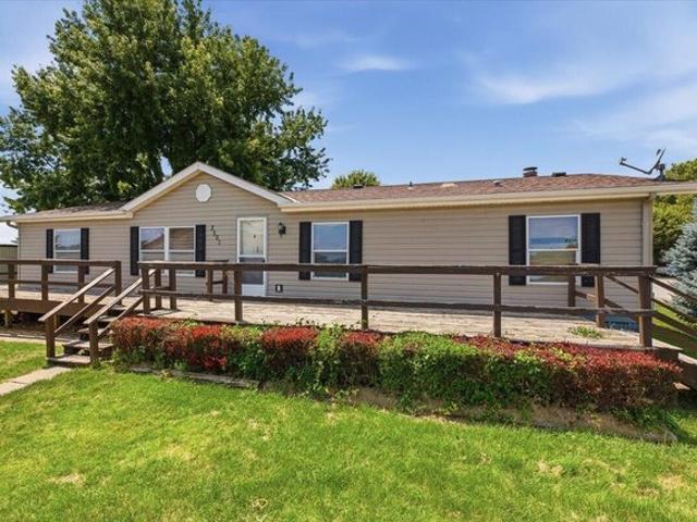 3501 Scott Dr, Council Bluffs, IA 51501