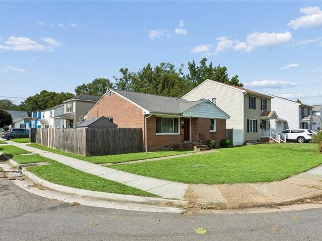 3501 Shell RD