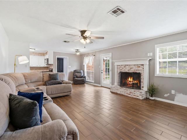 3501 Tanglewood Drive