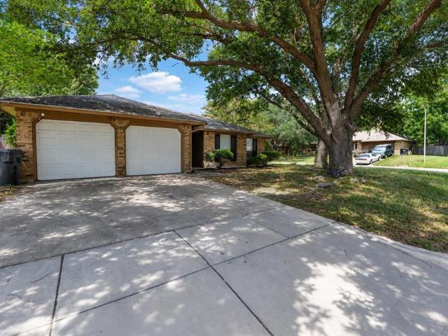3501 Wentworth Drive