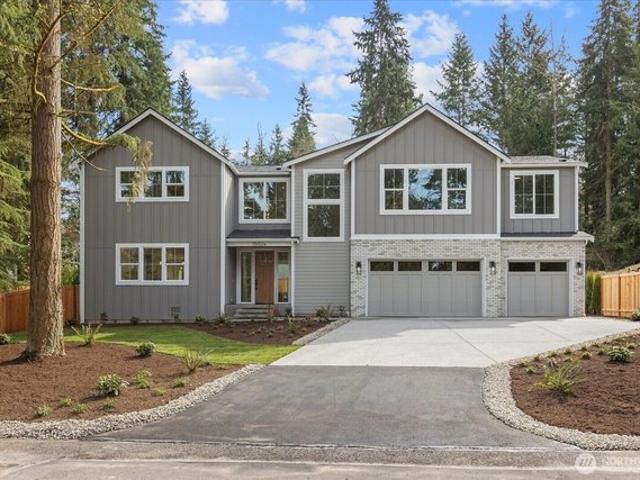 3502 Alaska Rd Unit A, Brier, WA 98036