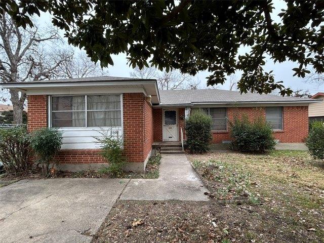 3502 Demaret Dr, Mesquite, TX 75150