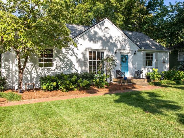 3502 Rainbow Pl