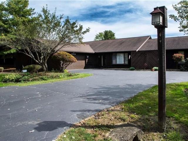 3502 Somerset Dr Apt B, Youngstown, OH 44505