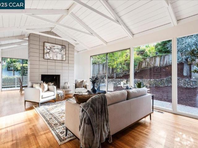 3503 Highland Ave