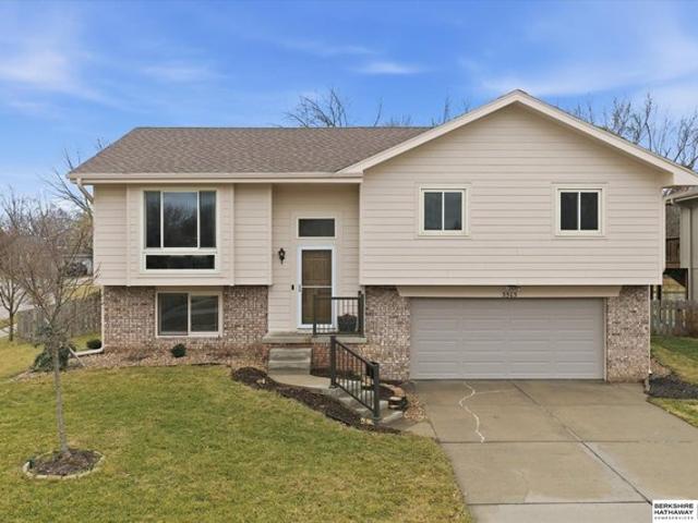 3503 S 152nd St, Omaha, NE 68144