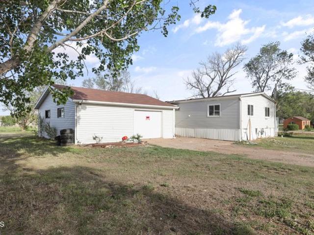 3503 6th Ave E, Williston, ND 58801