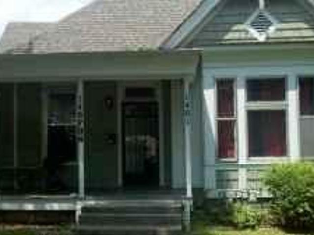 $350 / 1br 1 bedroom available in house for June and July in Fort Fort Sanders map