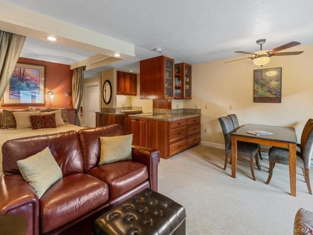 350 Country Club Dr Unit 203A, Crested Butte, CO 81224