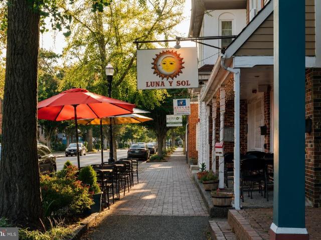 350 Creek Road