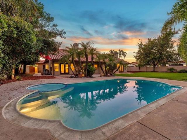 350 Crestview Dr, Bonita, CA 91902