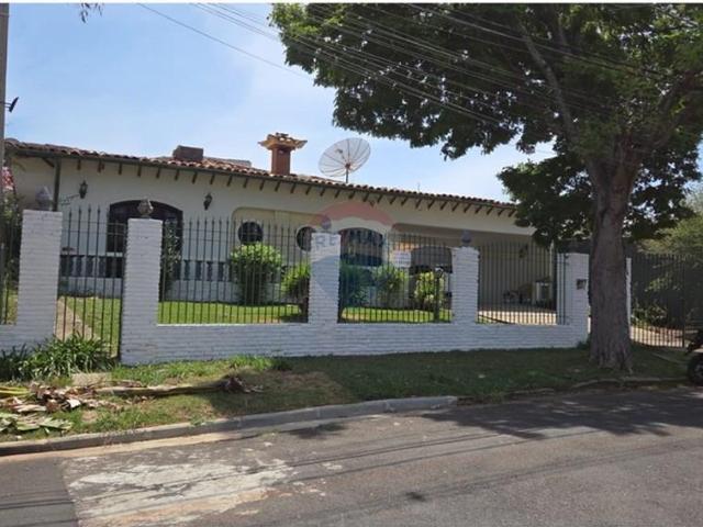 350 Área Útil Casa Alugar, 4 Dormitórios localizado em Rua Jaime Sequier, 445, Parque Taquaral, Campinas, São Paulo, 13087140 | Brasil