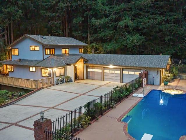350 Aurora Road