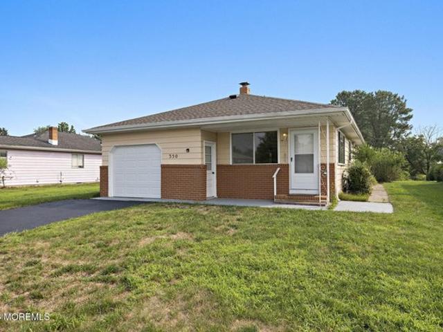 350 Barbados Dr N, Toms River, NJ 08757