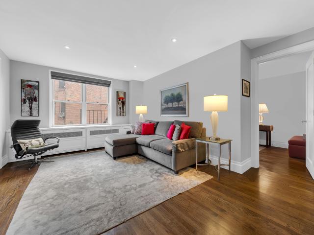 350 BLEECKER Street 4VW