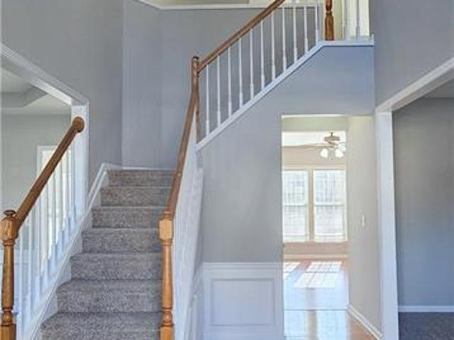 350 Gaines Oak Way