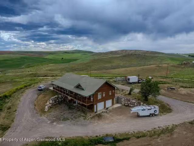 350 GLAAB LN, CRAIG, CO 81625 Single Family Residence For Sale.