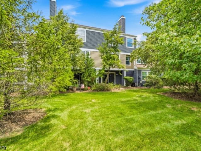 350 Greenfield Rd