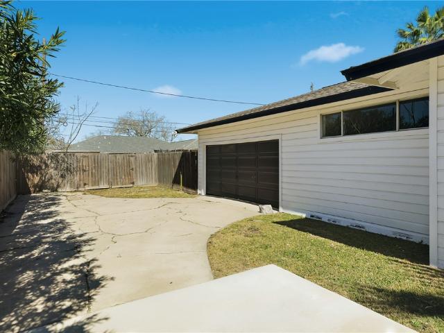 350 Doddridge Street