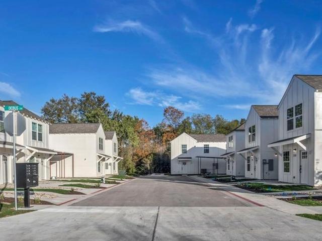 350 Debus St Unit 124, Taylor, TX 76574