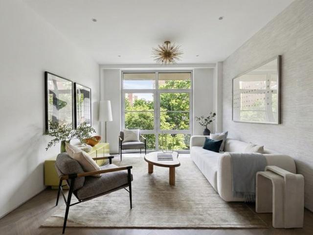350 E 18th St Unit 7C, New York, NY 10003